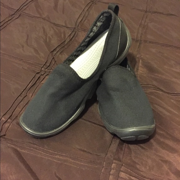 CROCS | Shoes | Crocs W9 Black Canvas | Poshmark